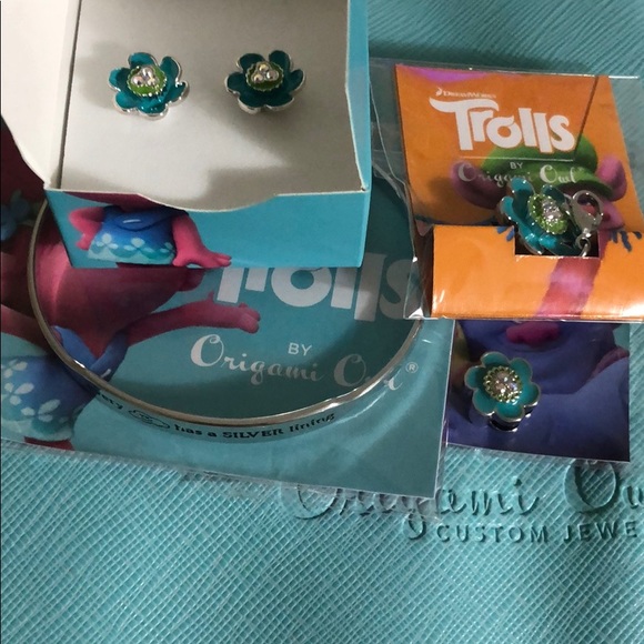 Origami Owl | Jewelry | Trolls Collection Set | Poshmark